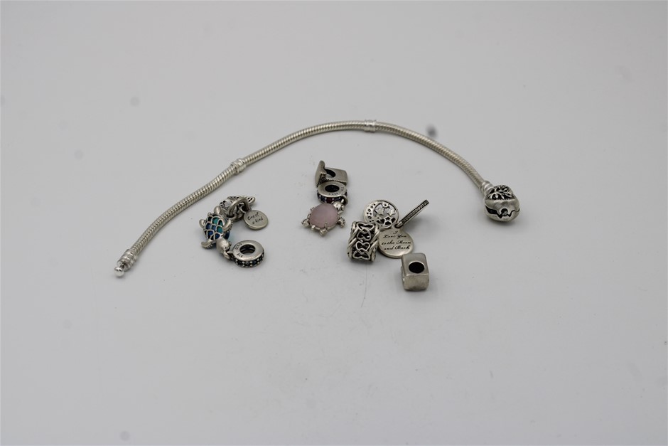 A Stamped 925 Sterling Silver Pandora Bracelet Auction (0043-9047909 ...