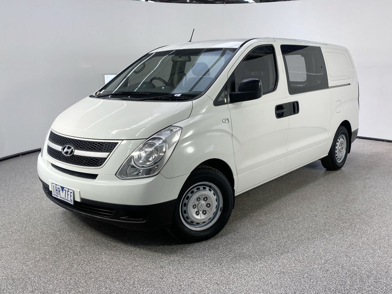 2010 Hyundai iLOAD Crew TQ Turbo Diesel Manual Van Auction (0001 ...
