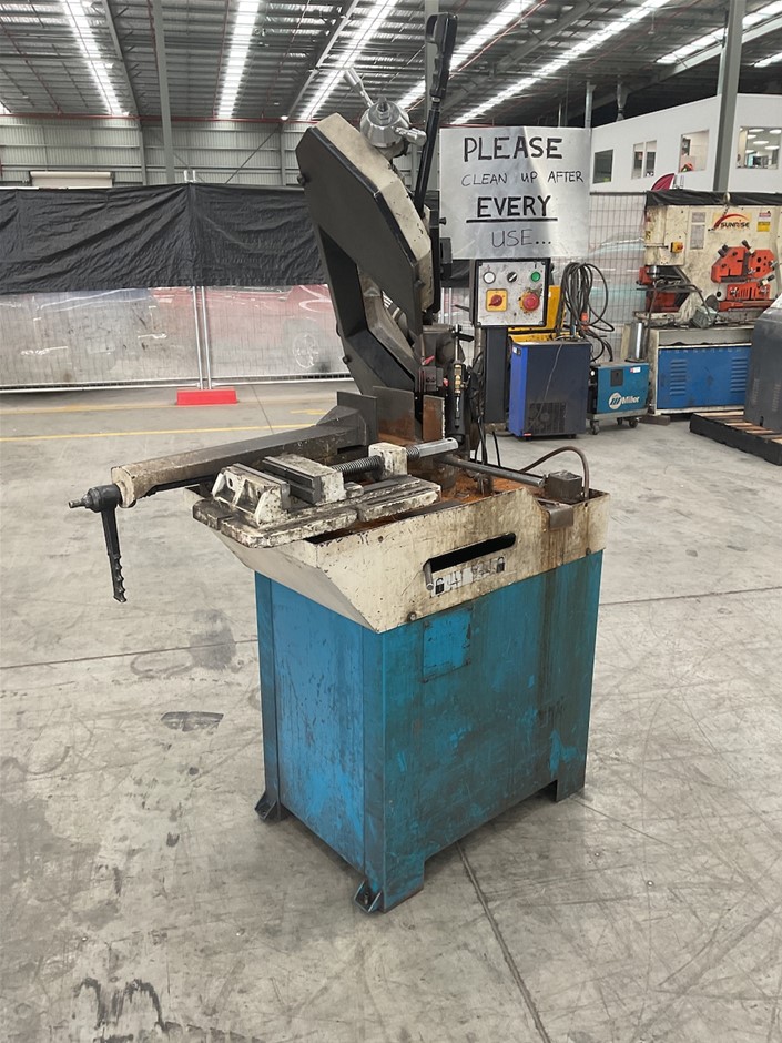 Sabre Metal Bandsaw Auction (0012-3028073) | Grays Australia