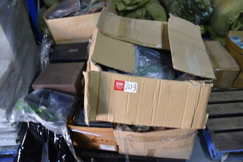 1 x Pallet containing 8 cartons ugg boots Auction (0203-5055280 ...