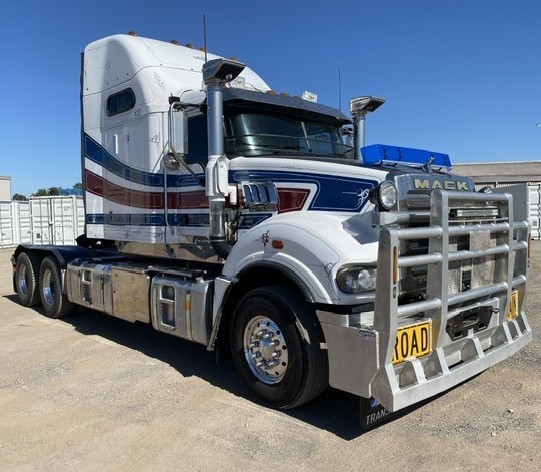 2016 Mack CLXT Superliner 6 x 4 Prime Mover Truck Auction (0004-8018340 ...