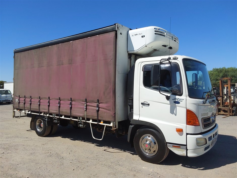 2006 Hino FC4J Hi-Grade 4 x 2 Curtainsider Rigid Truck Auction (0007 ...