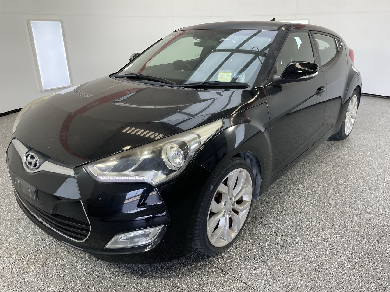 2012 Hyundai Veloster FS Automatic Coupe Auction (0001-50707460 ...