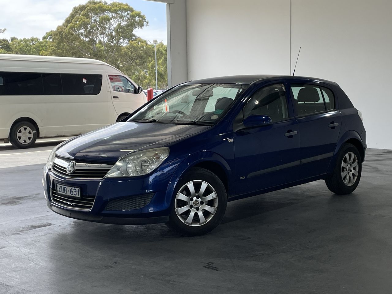 2007 Holden Astra CD AH Manual Hatchback Auction (0001-21021869 ...