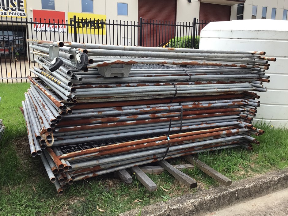 Qty of 45 Used Temporary Fencing Panels Auction (0013-5055613) | Grays ...