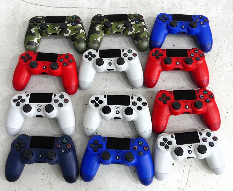 Bundle of Assorted PS4 CONTROLLERS Auction (0034-2558530) | Grays Australia