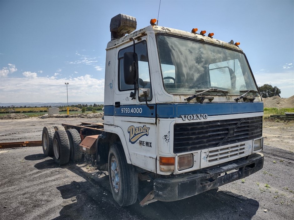Volvo FL7 6x4 Cab Chassis Truck (Non Operational) Auction (0008-3028279 ...