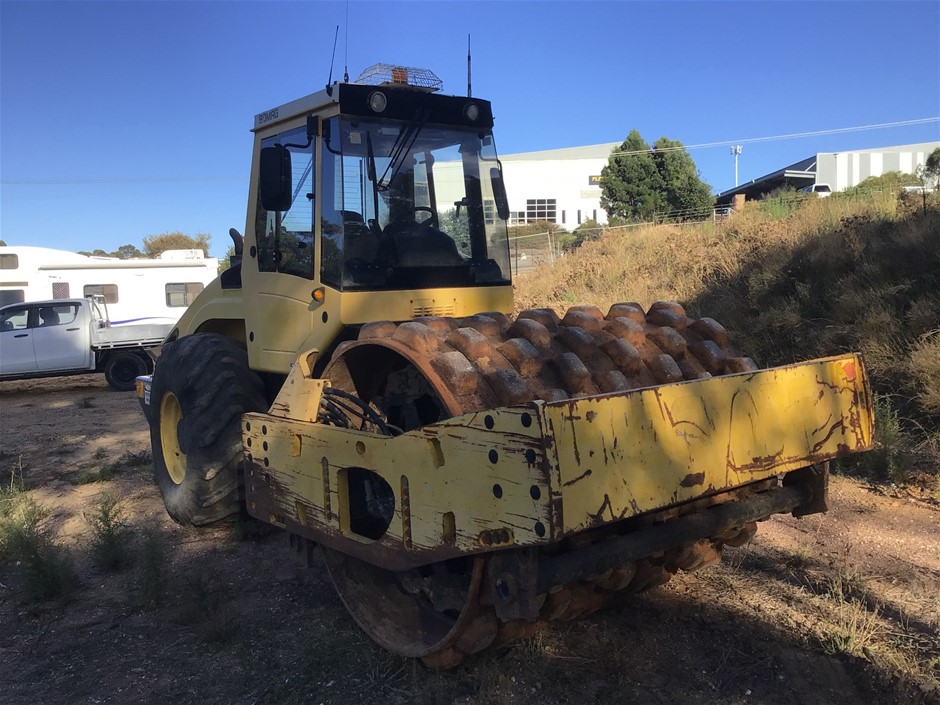 2010 Bomag BW 216 PD-4 Roller Pad Foot Auction (0005-3028394) | Grays ...