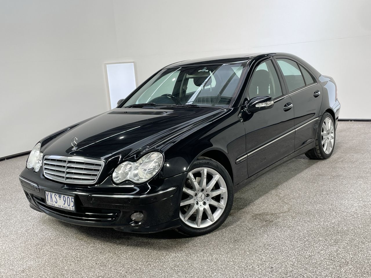2004 Mercedes Benz C320 Elegance W203 Automatic Sedan Auction (0001 ...