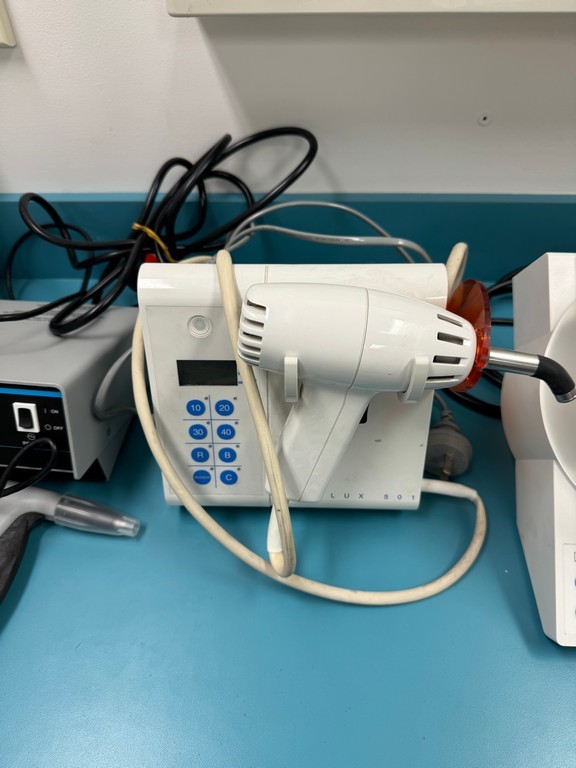 Optilux 501 Dental Curing Light-Mains Powered Auction (1007-5055682 ...