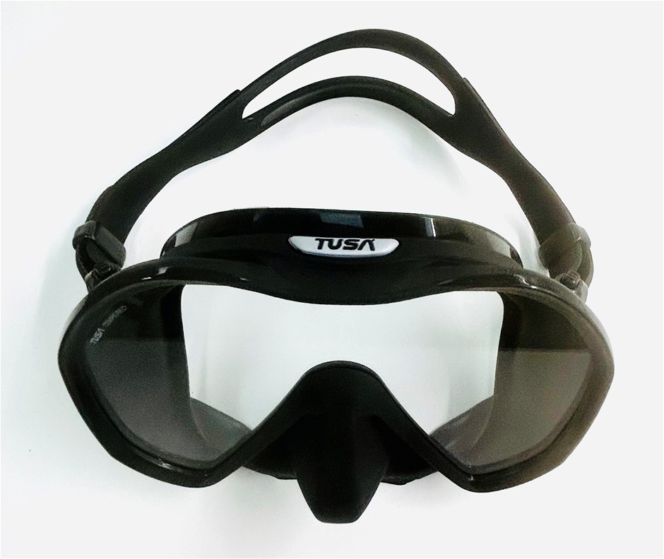 TUSA M1010 Zensee Men's Black Diving Mask Auction (0060-2558339 ...
