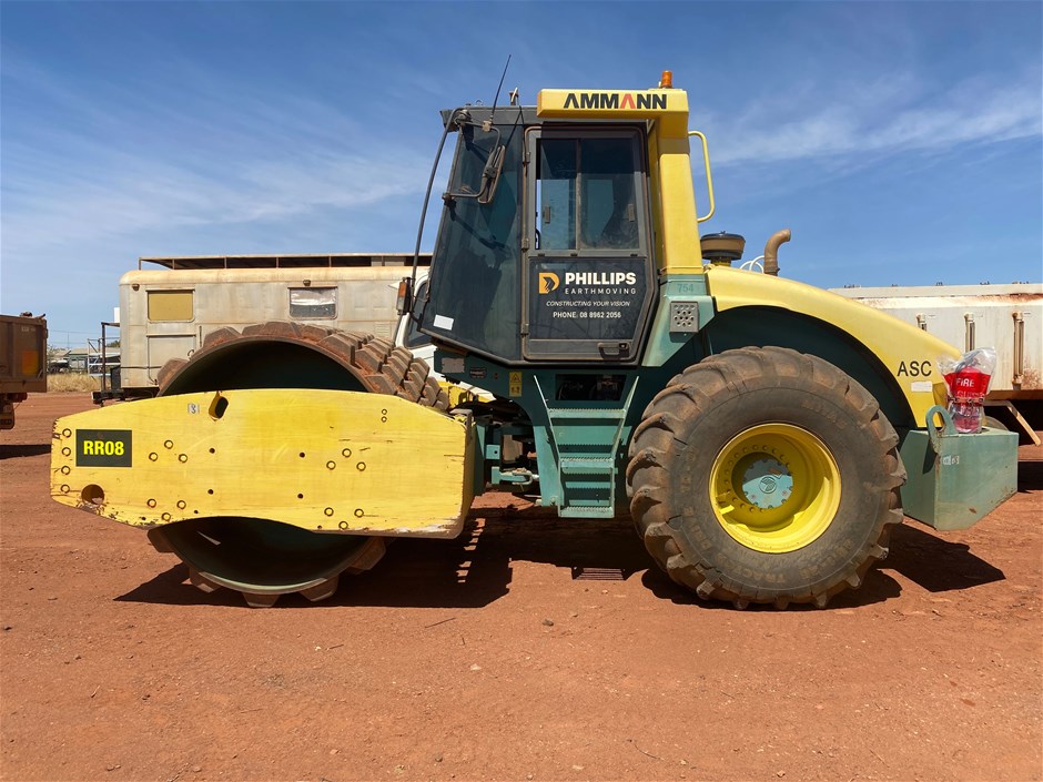 Ammann Pad Foot Roller Auction (0020-8019759) | Grays Australia