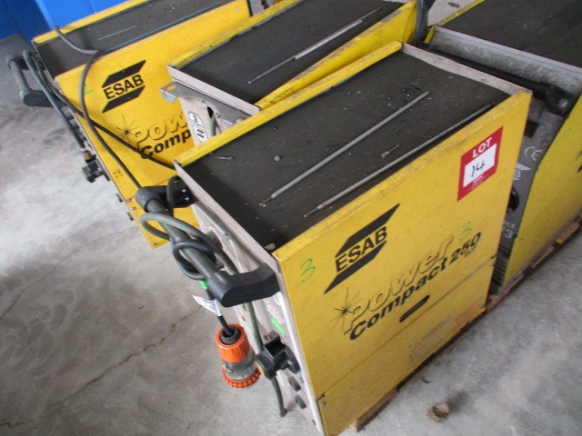 Esab Power Compact 250ECF Mig Welder Auction (0014-3028554) | Grays ...