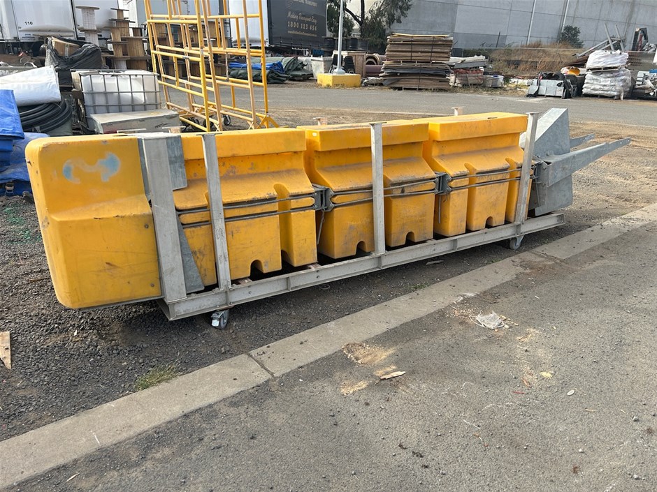 2 x Absorb 350 Crash Cushions Auction (0038-3028680) | Grays Australia