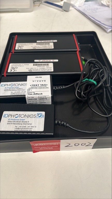 2x ID Photonics CBDX1-1-C-H01-FA Tunable Laser with power supply Auction (2002-5056088) | Grays ...