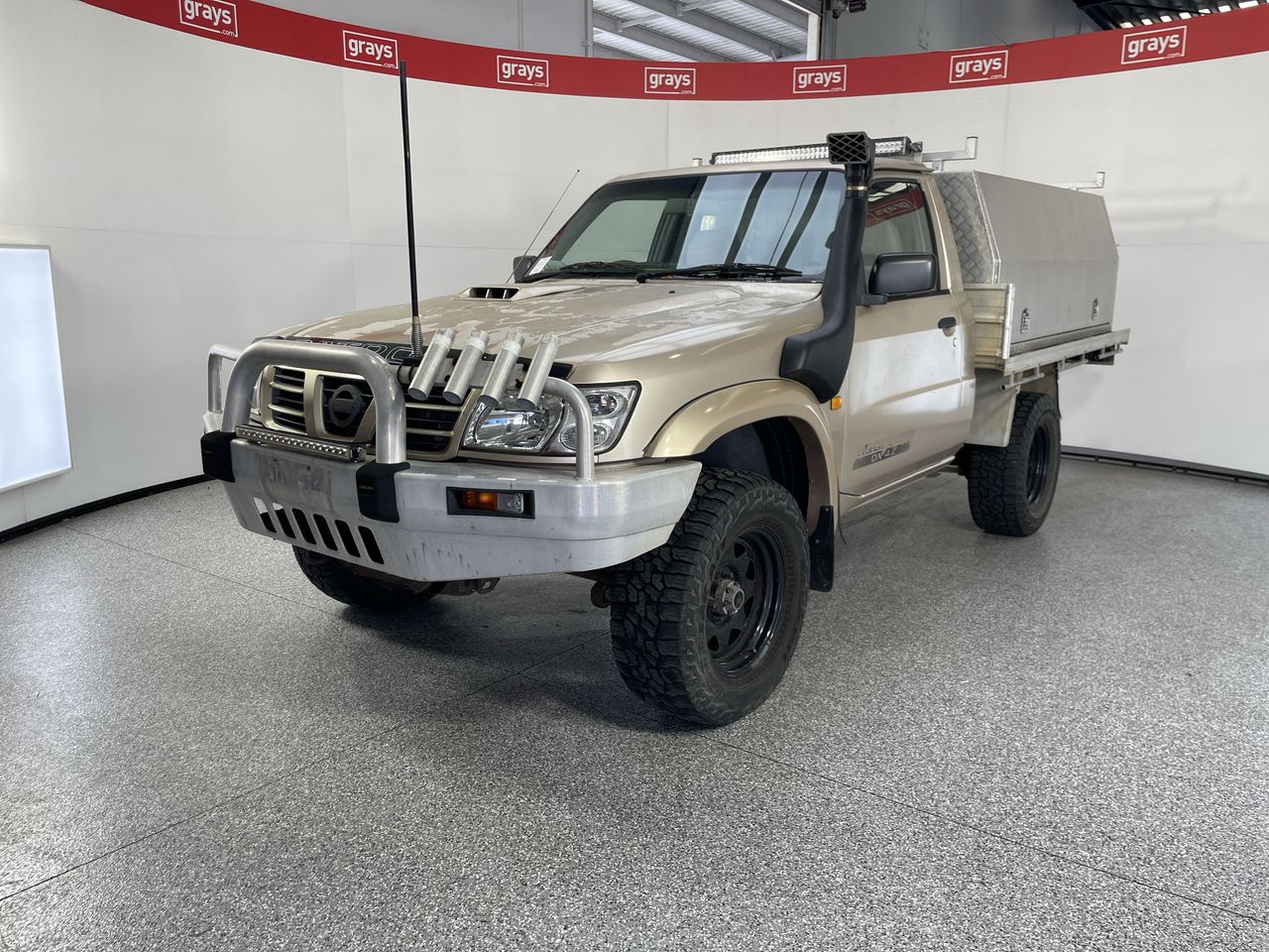 Nissan Patrol DX (4x4) GU Turbo Diesel Manual Cab Chassis Auction (0001 ...