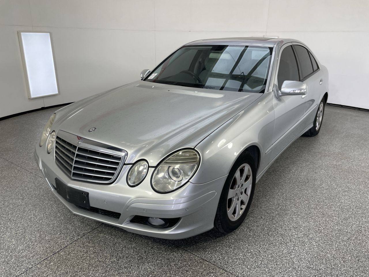 2007 Mercedes Benz E-Class E200K Classic W211 Automatic Sedan Auction ...