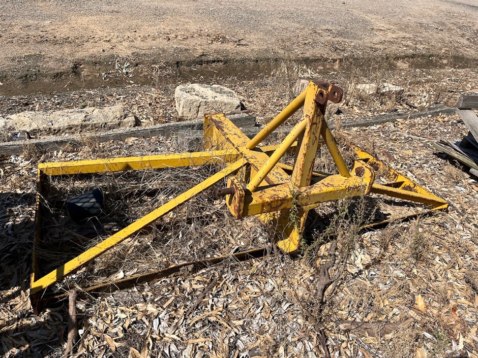 Leveling Attachment - 3 Point Linkage Auction (0005-3028738) | Grays ...