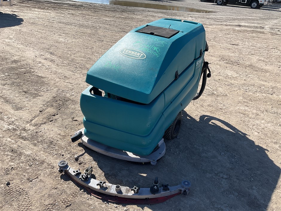 Tennant Sweeper Auction (0003-7051546) | Grays Australia