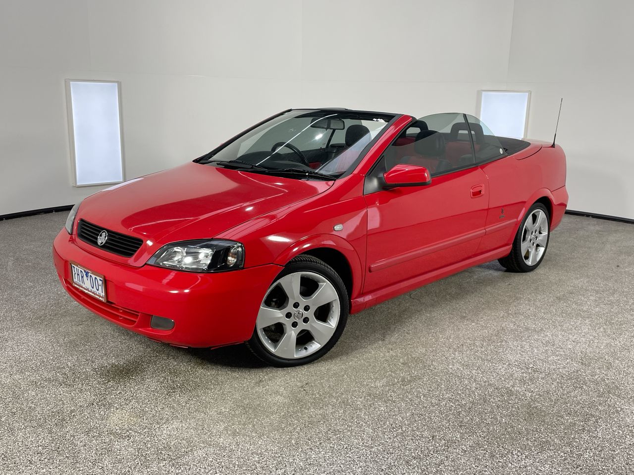 2004 Holden Astra Convertible TS Automatic Convertible Auction (0001 ...