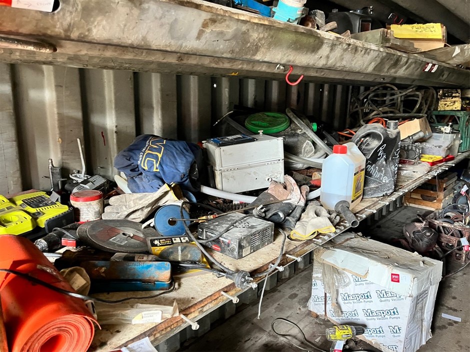 Bulk Quantity of Assorted Work Shop Items & Equipment Auction (0105 ...