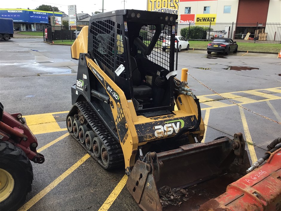 ASV RT-30 Skid Steer Loader (Track) Auction (0008-5056396) | Grays ...