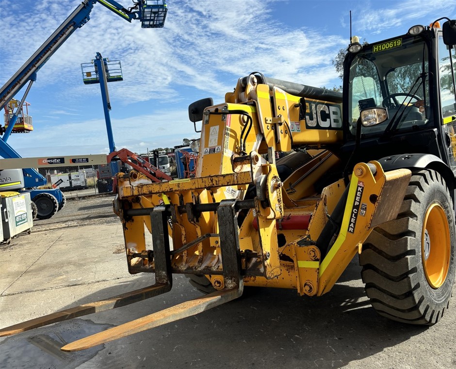 2014 JCB 550-140 Telehandler - 4.5t (13.71m) Diesel Crane LMS ...