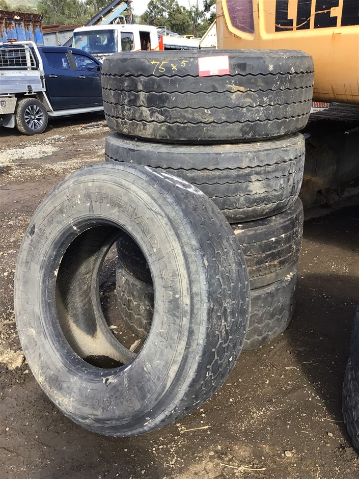 Qty 5 Super Single Tyres Auction (0082-7051272) | Grays Australia