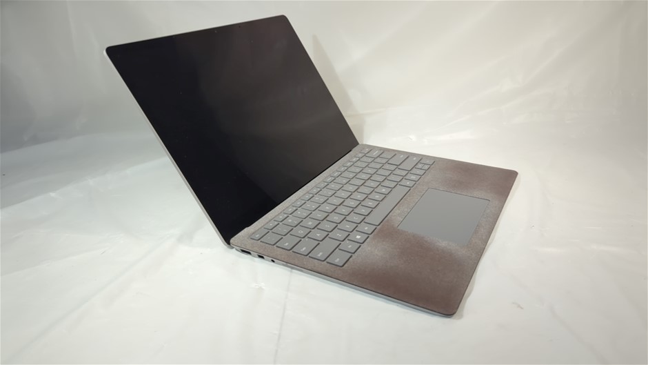 Microsoft Surface Laptop 2 13.5-Inch, Silver Auction (0002-2558943 ...