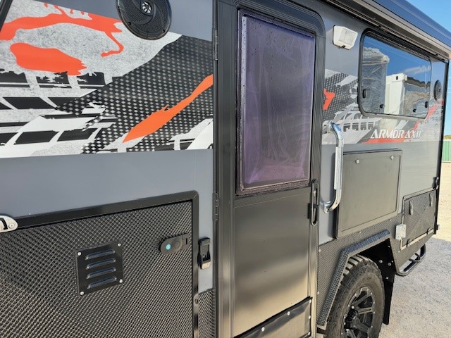 Unused 2024 ARMOR AX11 HYBRID OFF ROAD CARAVAN Auction | GraysOnline ...