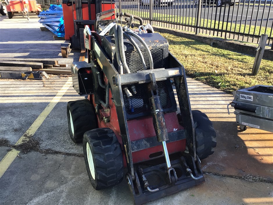 Toro 22337CP Mini Loader Auction (0009-5057019) | Grays Australia