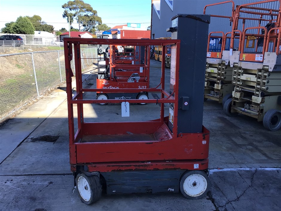 2018 Skyjack SJ16 Vertical Man Lift Auction (0048-5056581) | Grays ...