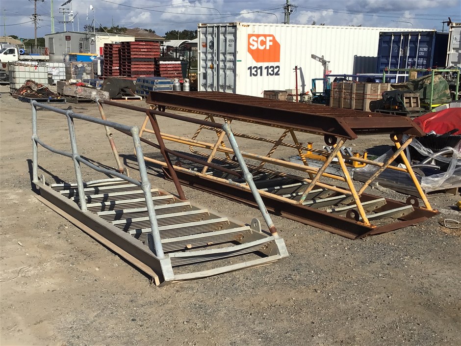 Qty 3 Fabricated Steel Step Sections Auction (0033-7052279) | Grays ...