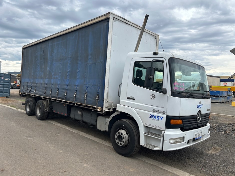 2002 Mercedes Benz Atego 6 x 2 Curtainsider Rigid Truck