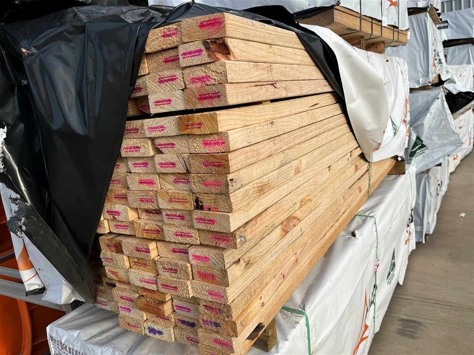 90 x 35 x 2400mm Kiln Dried Pack Of PineTimber Auction (0004-8018747 ...
