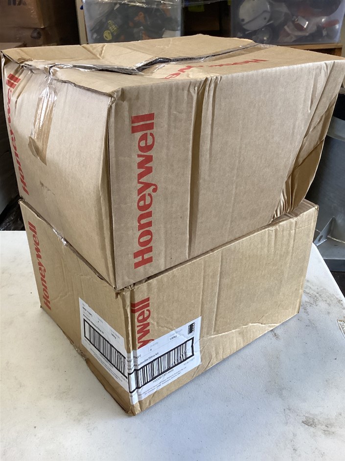 2 x Boxes of Honeywell Asbestos/Silica Kit Auction (0024-3029383 ...