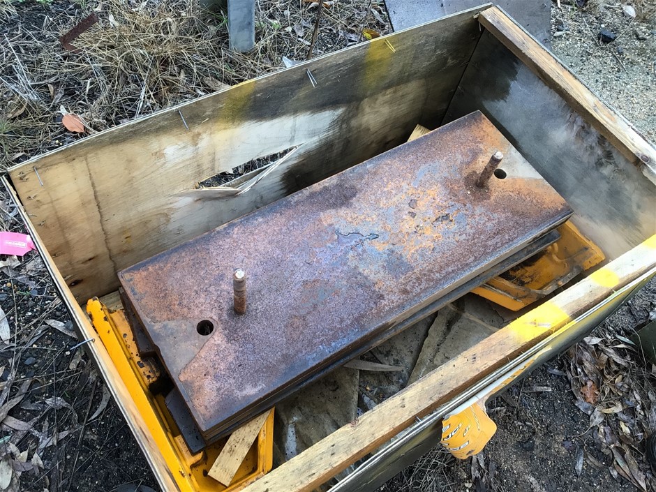 JCB Counter Weight for Backhoe Auction (0074-3029242) | Grays Australia