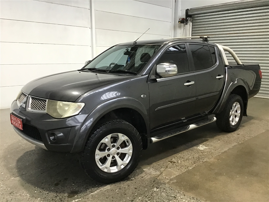 2014 Mitsubishi Triton 4X4 GLX-R MN Turbo Diesel Automatic Dual Cab ...