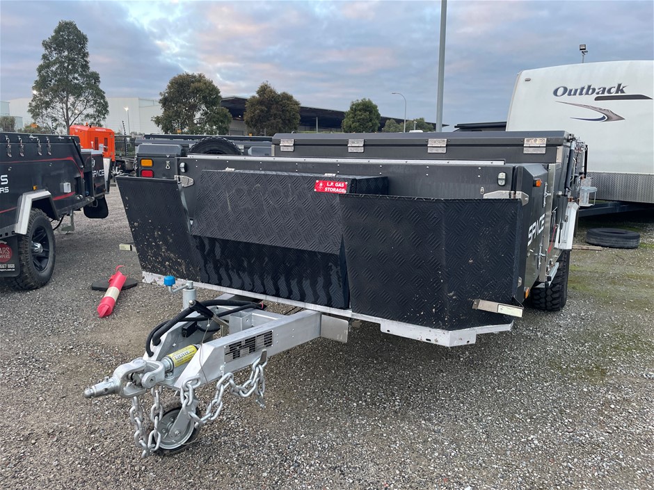 2024 MARS CAMPERS SPACE X CAMPER TRAILER - NO RESERVE