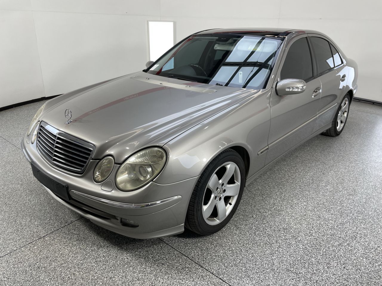 2004 Mercedes Benz E240 Classic W211 Automatic Sedan Auction (0001 ...