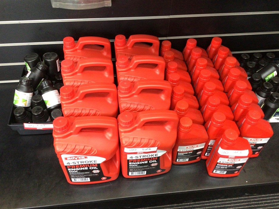Qty of 4 Stroke Engine Oil Auction (0110-7052359) | Grays Australia