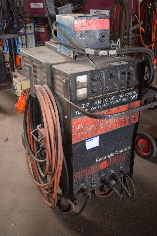 Cig Transmig 350 Pulse 3 Phase Mig Welder Auction (0038-9052397 ...