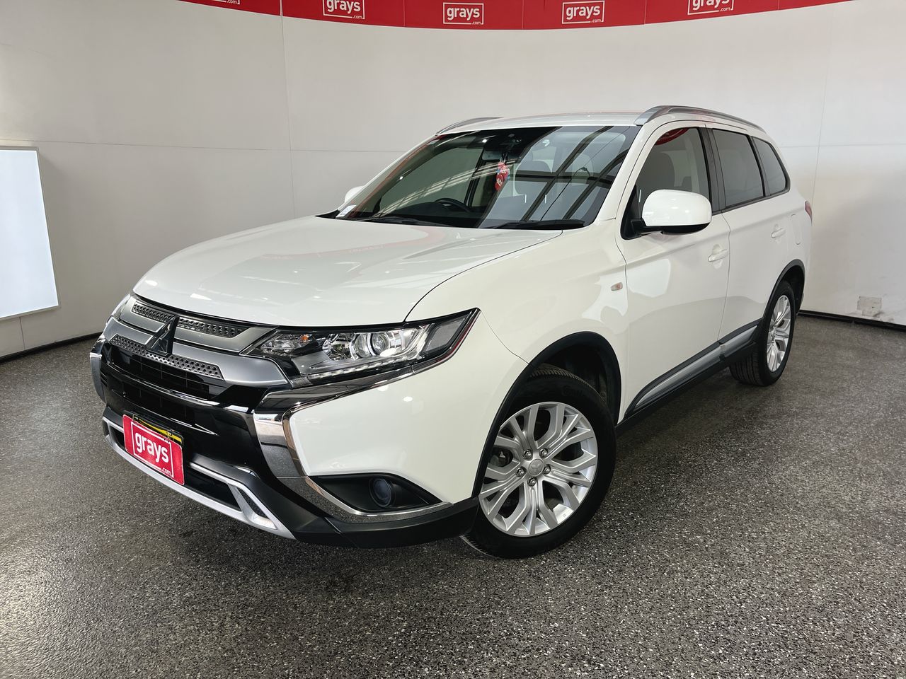 2020 Mitsubishi Outlander ES AWD ZL CVT 7 Seats Wagon Auction (0001 ...