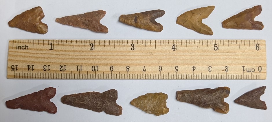 Ten Neolithic age Stone Arrowheads from Africa Auction (0017-2559899 ...