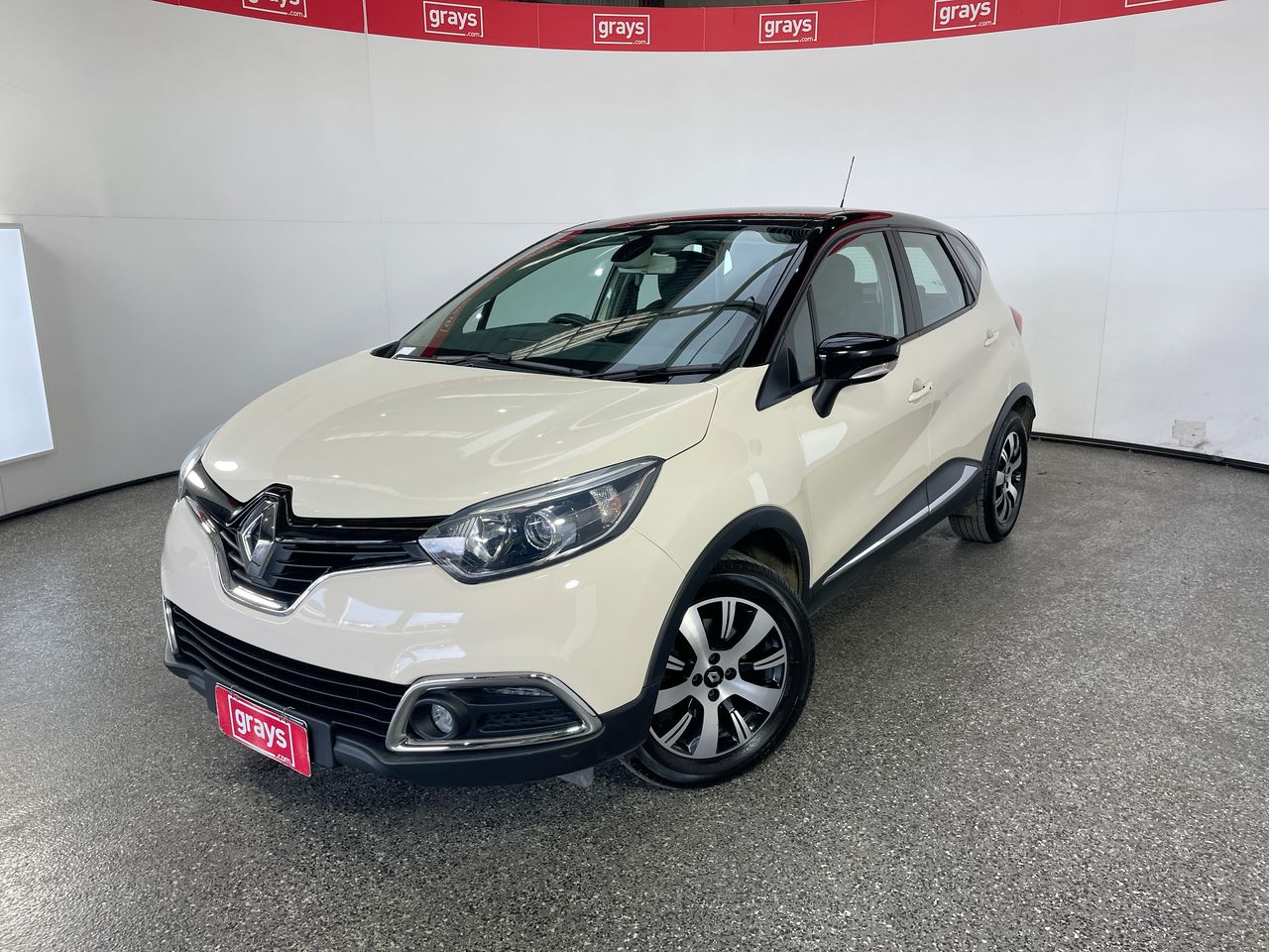 2015 Renault CAPTUR Expression Automatic Wagon Auction (0001-10343758 ...