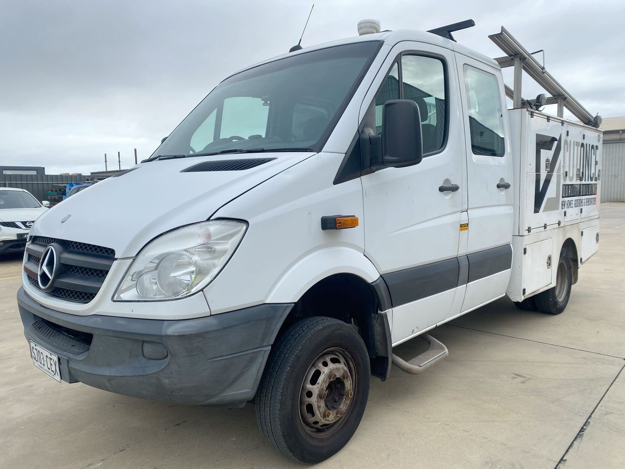 2011 Mercedes Benz Sprinter 516 CDI LWB T/D Auto Crew Cab Chassis ...
