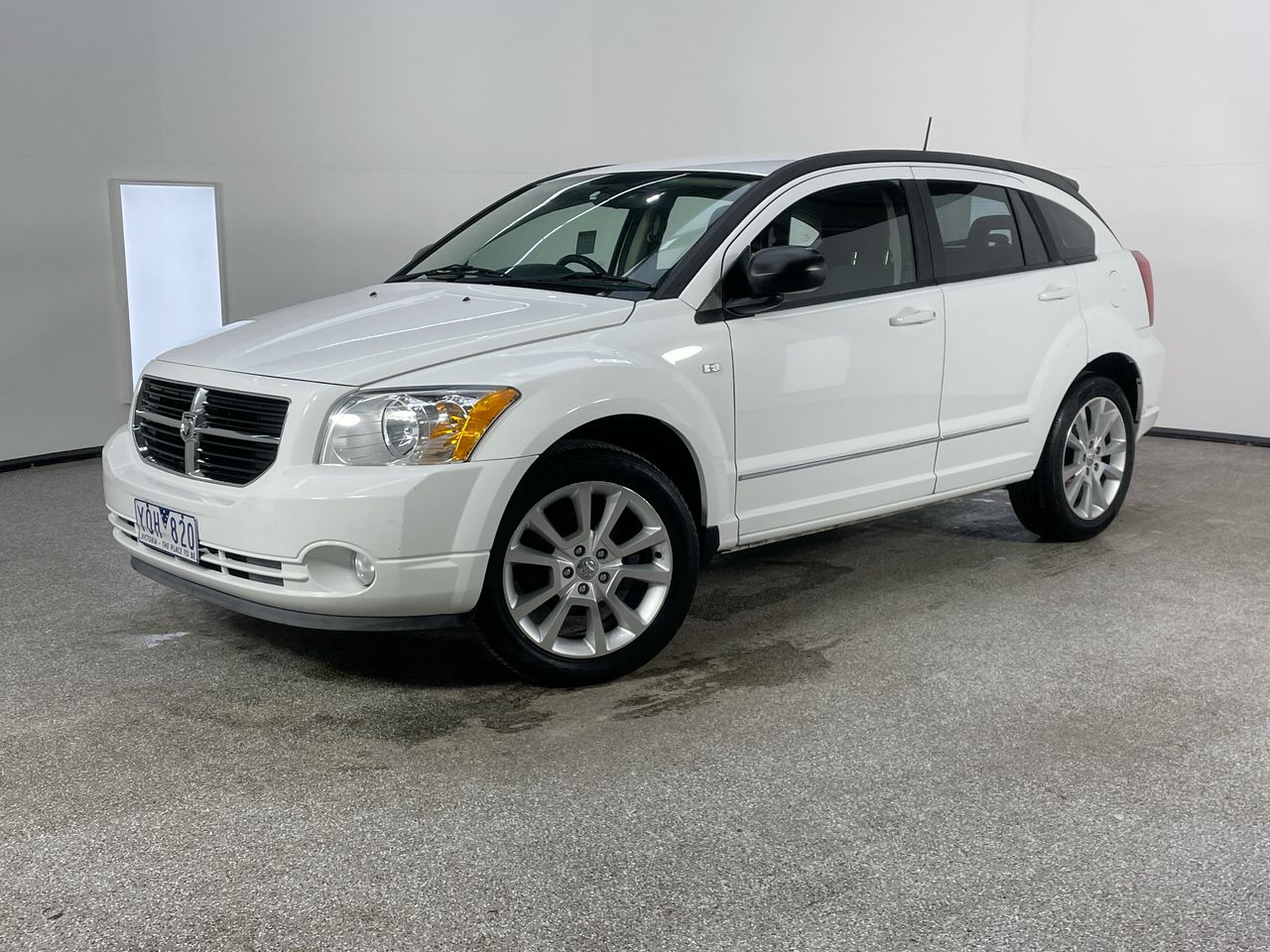 2011 Dodge Caliber SXT CVT Hatchback Auction (0001-21032057) | Grays ...