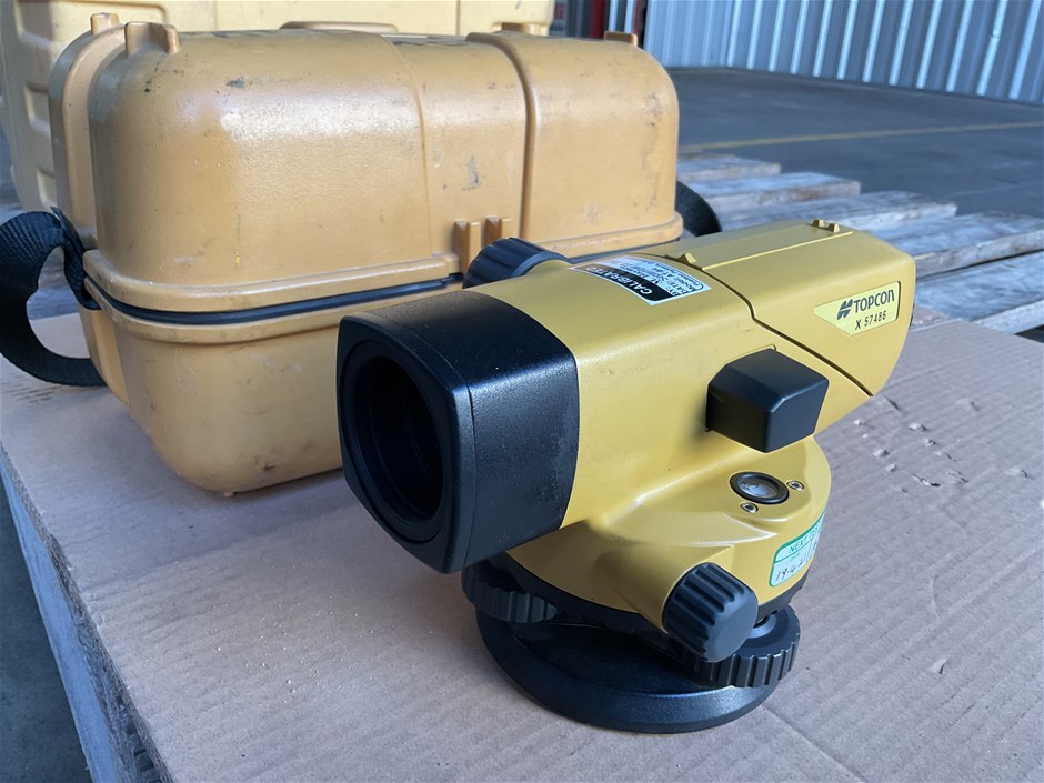 Topcon AT-B4 24x Optical Automatic Level Auction (0103-7053037) | Grays ...