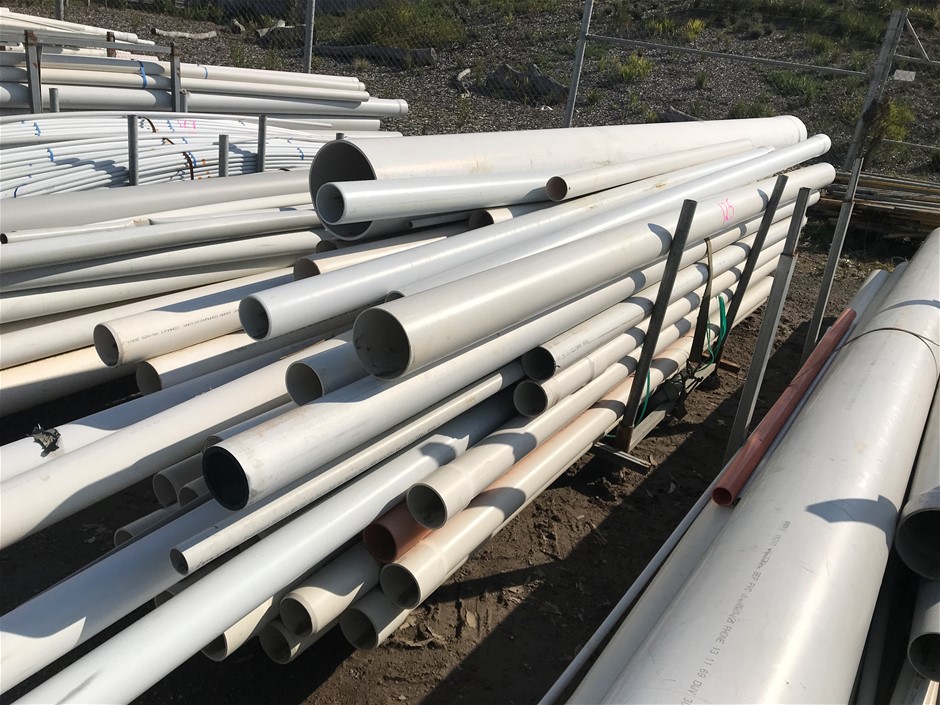 1x Stillage of Assorted PVC Conduit Auction (0125-3030224) | Grays ...