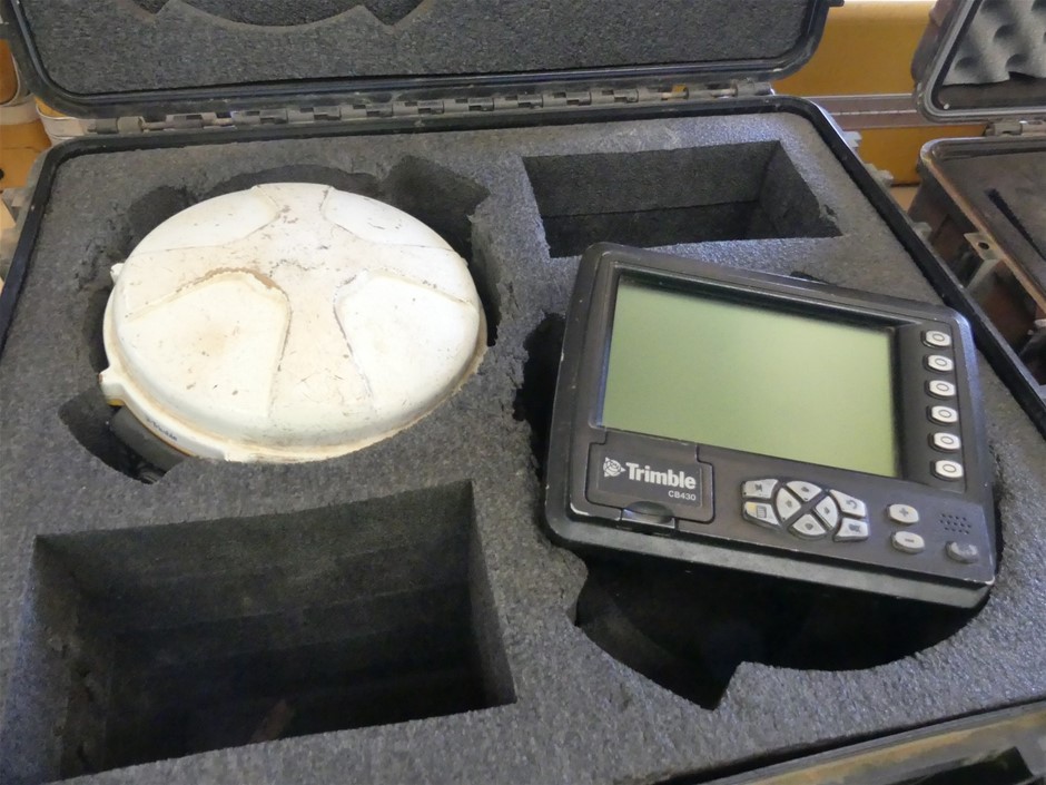 Trimble GCS Grade Control Components Auction (0155-5057369) | Grays ...